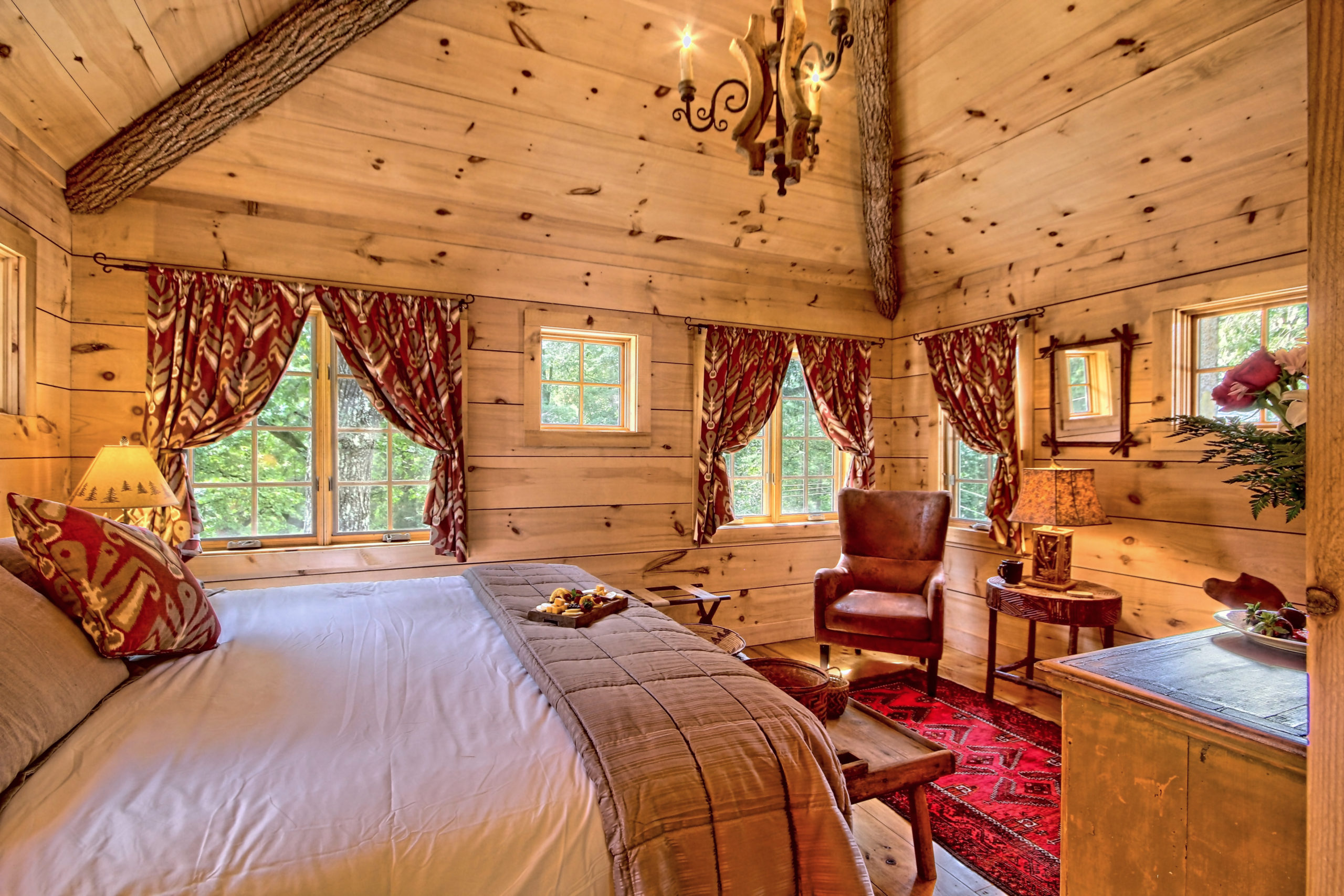 Lake Rabun Hotel – Visit Sky Valley
